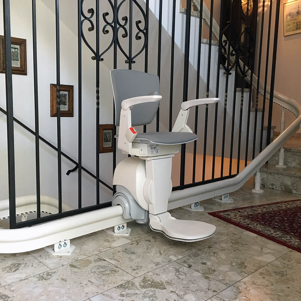 Treppenlift Kosten Berblick Zu Unseren Preisen Lifta